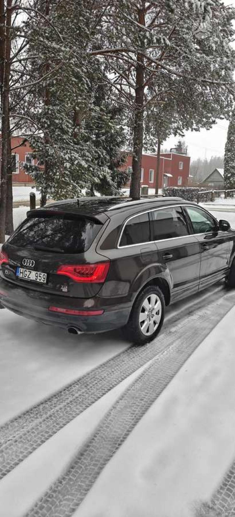 Brown Audi Q7 2013 in Zarasai, with an engine capacity of 2.97 L and mileage of 266 thousand km for 10900 €, photo 3 on AUTOMOTO.COM.LV