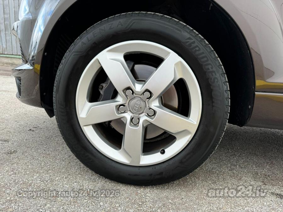 Brūns Audi Q7 2014 Tallina, ar dzinēja tilpumu 3.00 L un nobraukumu 170 tūkst. km par 15900 €, foto 22 vietnē AUTOMOTO.COM.LV