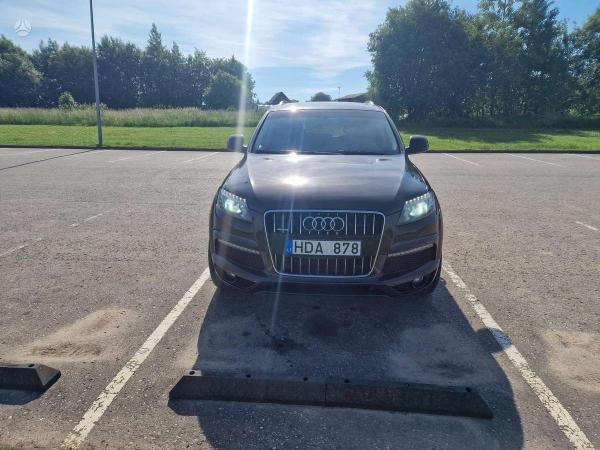 Brown Audi Q7 2014 in Salcininkai, with an engine capacity of 2.97 L and mileage of 215 thousand km for 14999 €, photo 2 on AUTOMOTO.COM.LV