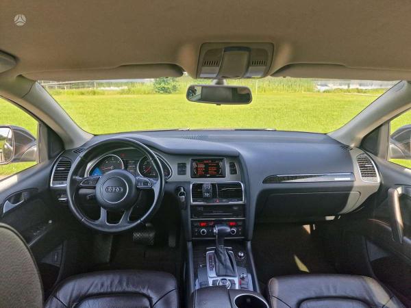 Brown Audi Q7 2014 in Salcininkai, with an engine capacity of 2.97 L and mileage of 215 thousand km for 14999 €, photo 8 on AUTOMOTO.COM.LV