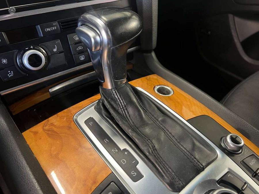 Brūns Audi Q7 2014 Viļņa, ar dzinēja tilpumu 2.97 L un nobraukumu 426 tūkst. km par 9500 €, foto 22 vietnē AUTOMOTO.COM.LV