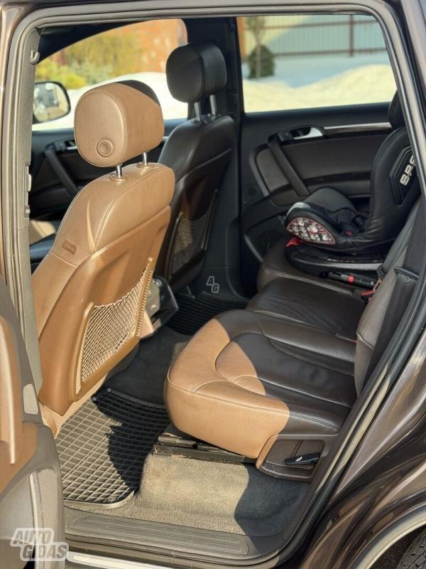 Brown Audi Q7 2015 in Vilnius, with an engine capacity of 3.00 L and mileage of 266 thousand km for 15000 €, photo 11 on AUTOMOTO.COM.LV