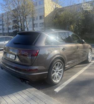 Brown Audi Q7 2015 in Kaunas, with an engine capacity of 3.00 L and mileage of 293 thousand km for 17300 €, photo 5 on AUTOMOTO.COM.LV