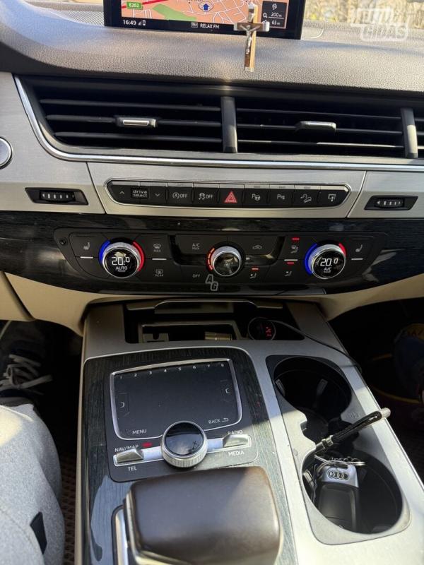Brown Audi Q7 2015 in Kaunas, with an engine capacity of 3.00 L and mileage of 293 thousand km for 17300 €, photo 7 on AUTOMOTO.COM.LV