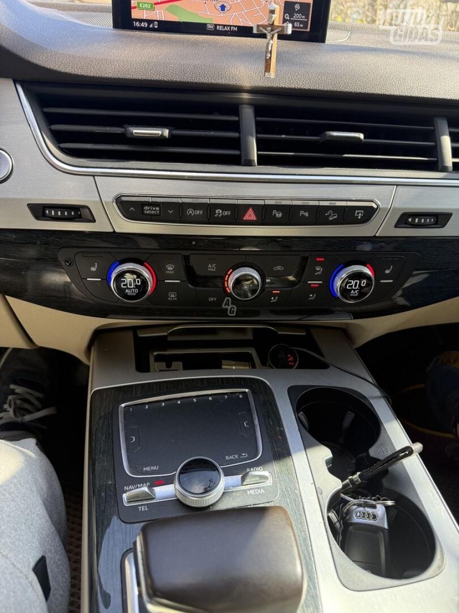 Brown Audi Q7 2015 in Kaunas, with an engine capacity of 3.00 L and mileage of 293 thousand km for 17300 €, photo 8 on AUTOMOTO.COM.LV