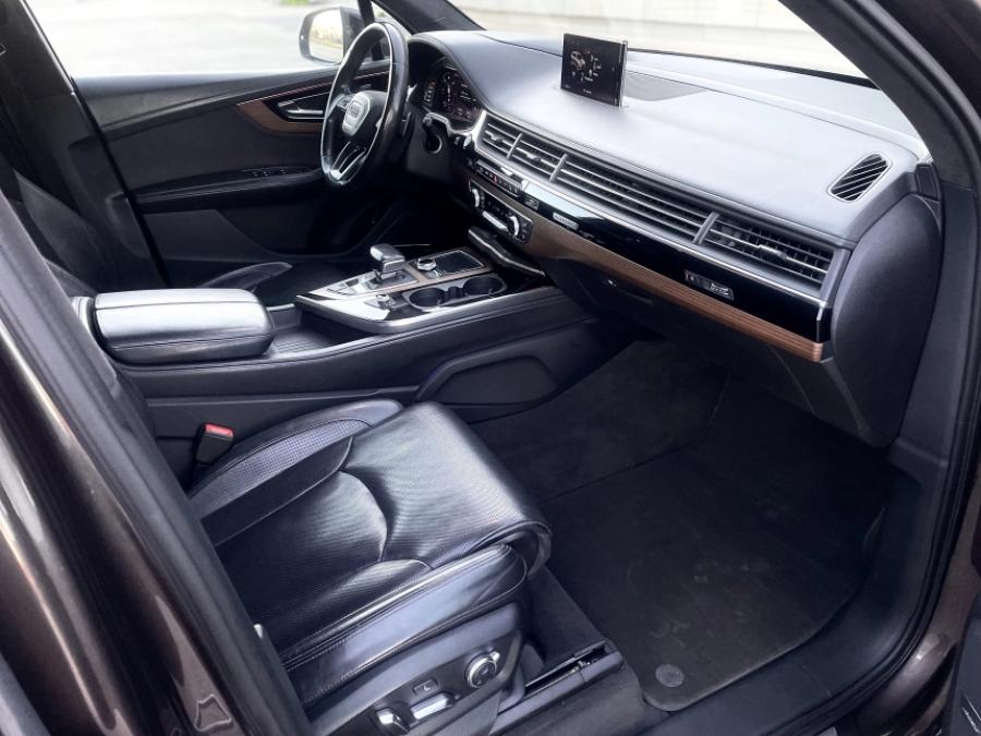 Brūns Audi Q7 2015 Rīga, ar dzinēja tilpumu 3.00 L un nobraukumu 207 tūkst. km par 26490 €, foto 21 vietnē AUTOMOTO.COM.LV