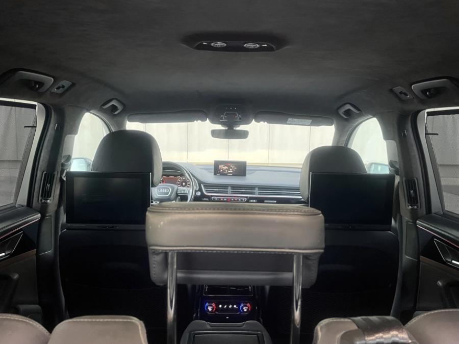 Brūns Audi Q7 2015 Rīga, ar dzinēja tilpumu 3.00 L un nobraukumu 207 tūkst. km par 26490 €, foto 26 vietnē AUTOMOTO.COM.LV