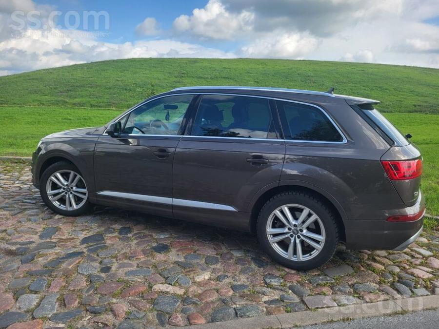 Brown Audi Q7 2015 in Riga, with an engine capacity of 3.00 L and mileage of 180 thousand km for 23500 €, photo 4 on AUTOMOTO.COM.LV