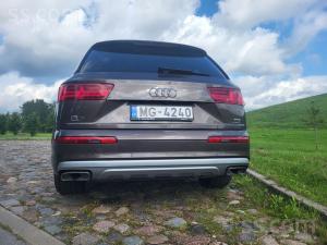 Brown Audi Q7 2015 in Riga, with an engine capacity of 3.00 L and mileage of 180 thousand km for 23500 €, photo 5 on AUTOMOTO.COM.LV