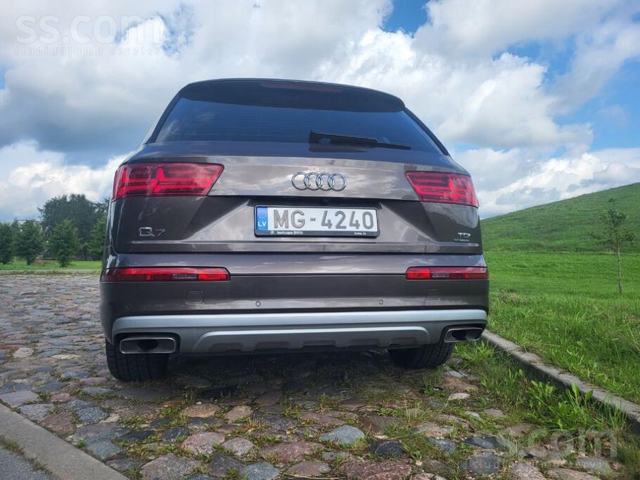 Brown Audi Q7 2015 in Riga, with an engine capacity of 3.00 L and mileage of 180 thousand km for 23500 €, photo 5 on AUTOMOTO.COM.LV