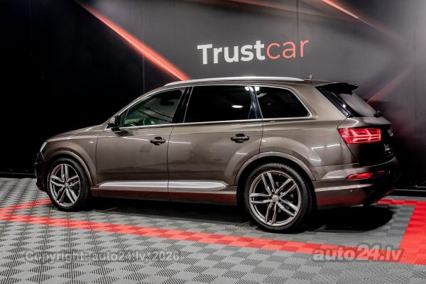 Brown Audi Q7 2015 in Parnu, with an engine capacity of 3.00 L and mileage of 297 thousand km for 20500 €, photo 4 on AUTOMOTO.COM.LV
