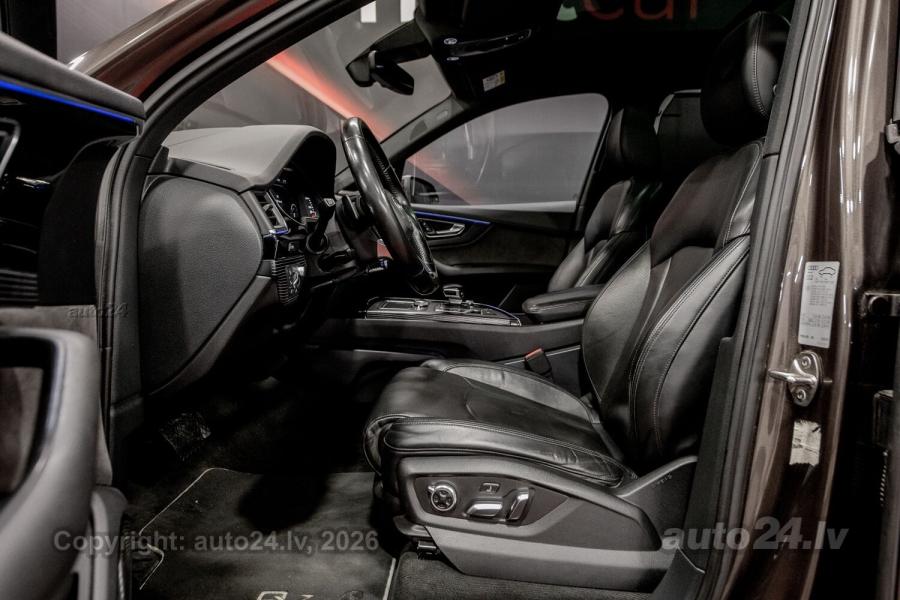 Brown Audi Q7 2015 in Parnu, with an engine capacity of 3.00 L and mileage of 297 thousand km for 20500 €, photo 13 on AUTOMOTO.COM.LV
