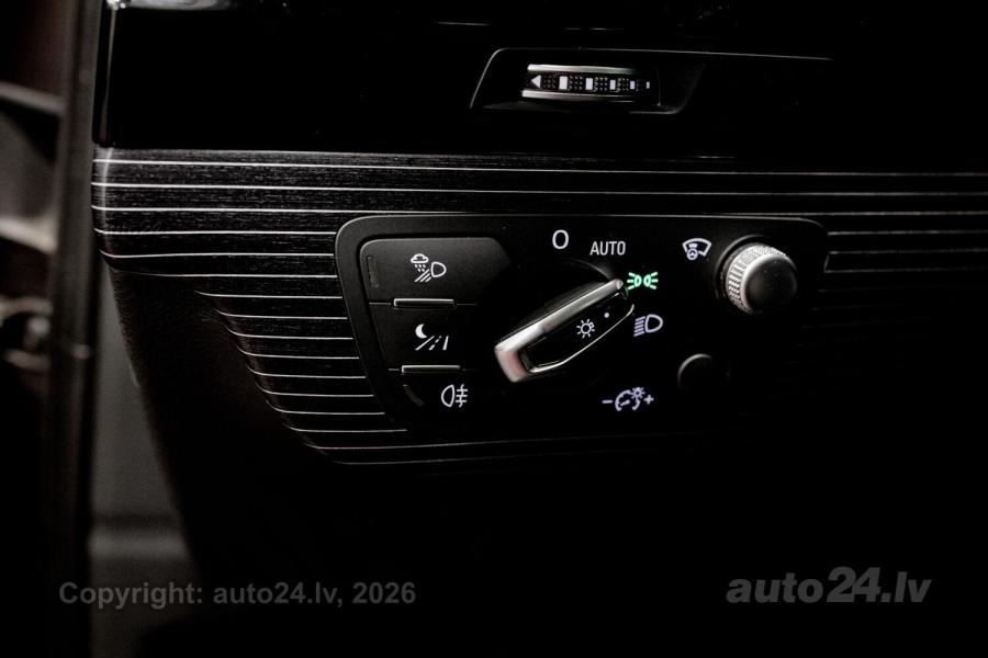 Brown Audi Q7 2015 in Parnu, with an engine capacity of 3.00 L and mileage of 297 thousand km for 20500 €, photo 24 on AUTOMOTO.COM.LV