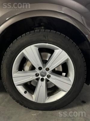 Brown Audi Q7 2016 in Riga, with an engine capacity of 3.00 L and mileage of 238 thousand km for 21500 €, photo 11 on AUTOMOTO.COM.LV