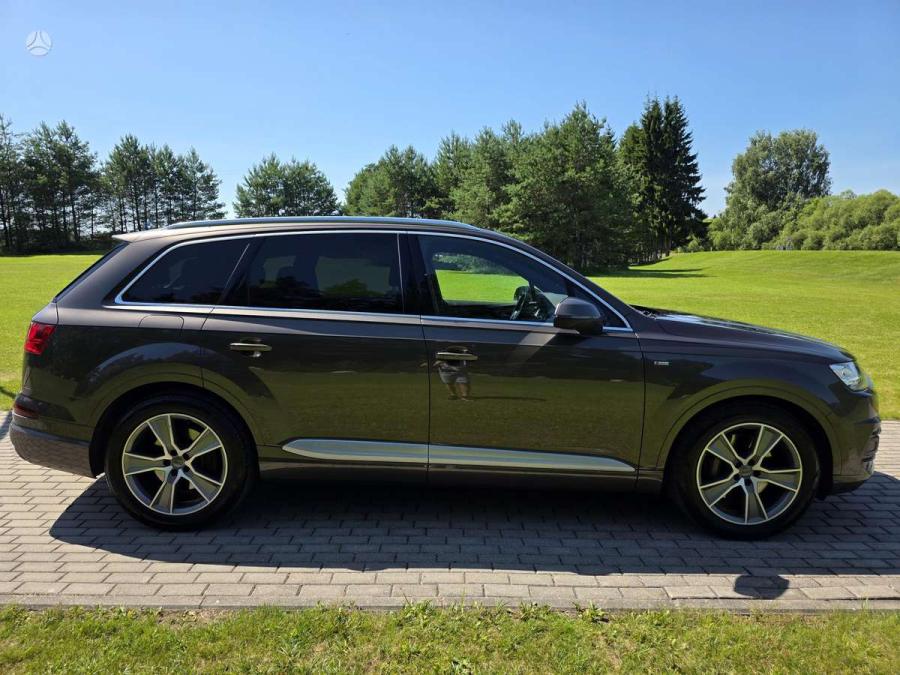 Brown Audi Q7 2016 in Telschi, with an engine capacity of 2.97 L and mileage of 320 thousand km for 21500 €, photo 13 on AUTOMOTO.COM.LV