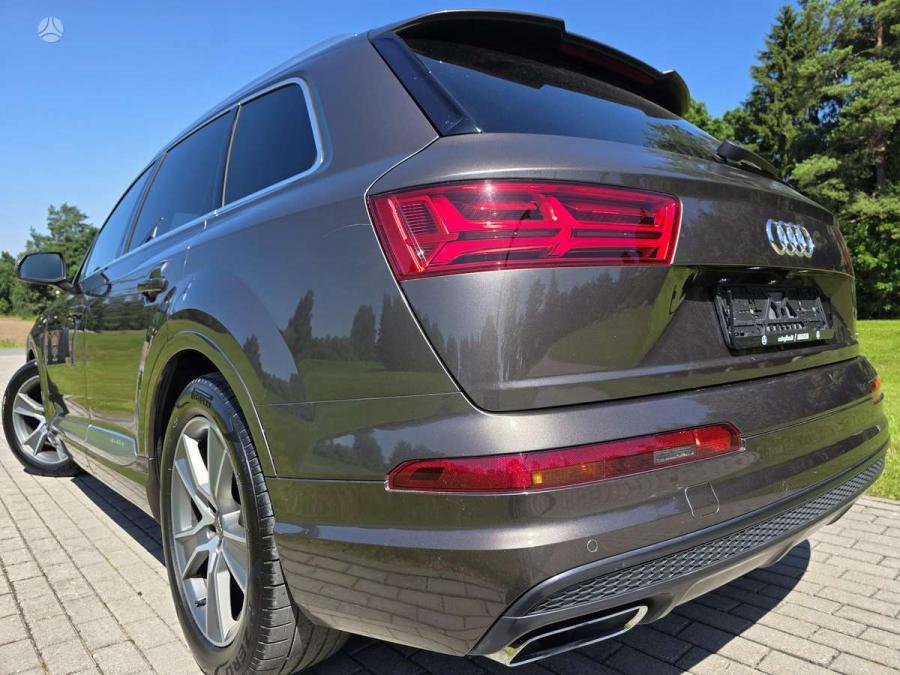 Brown Audi Q7 2016 in Telschi, with an engine capacity of 2.97 L and mileage of 320 thousand km for 21500 €, photo 23 on AUTOMOTO.COM.LV