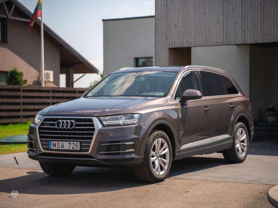 Brown Audi Q7 2016 in Mazeikiai, with an engine capacity of 2.97 L and mileage of 370 thousand km for 18800 €, photo 1 on AUTOMOTO.COM.LV
