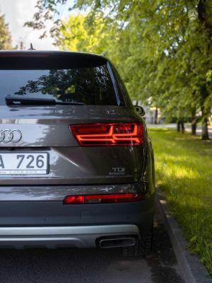 Brown Audi Q7 2016 in Mazeikiai, with an engine capacity of 2.97 L and mileage of 370 thousand km for 18800 €, photo 21 on AUTOMOTO.COM.LV
