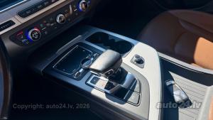 Brūns Audi Q7 2017 Tallina, ar dzinēja tilpumu 3.00 L un nobraukumu 322 tūkst. km par 18500 €, foto 14 vietnē AUTOMOTO.COM.LV