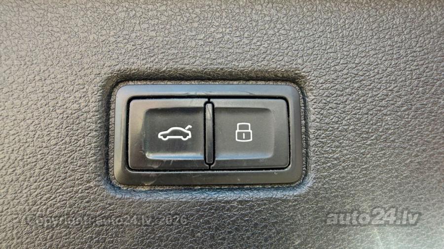 Brūns Audi Q7 2017 Tallina, ar dzinēja tilpumu 3.00 L un nobraukumu 322 tūkst. km par 18500 €, foto 31 vietnē AUTOMOTO.COM.LV
