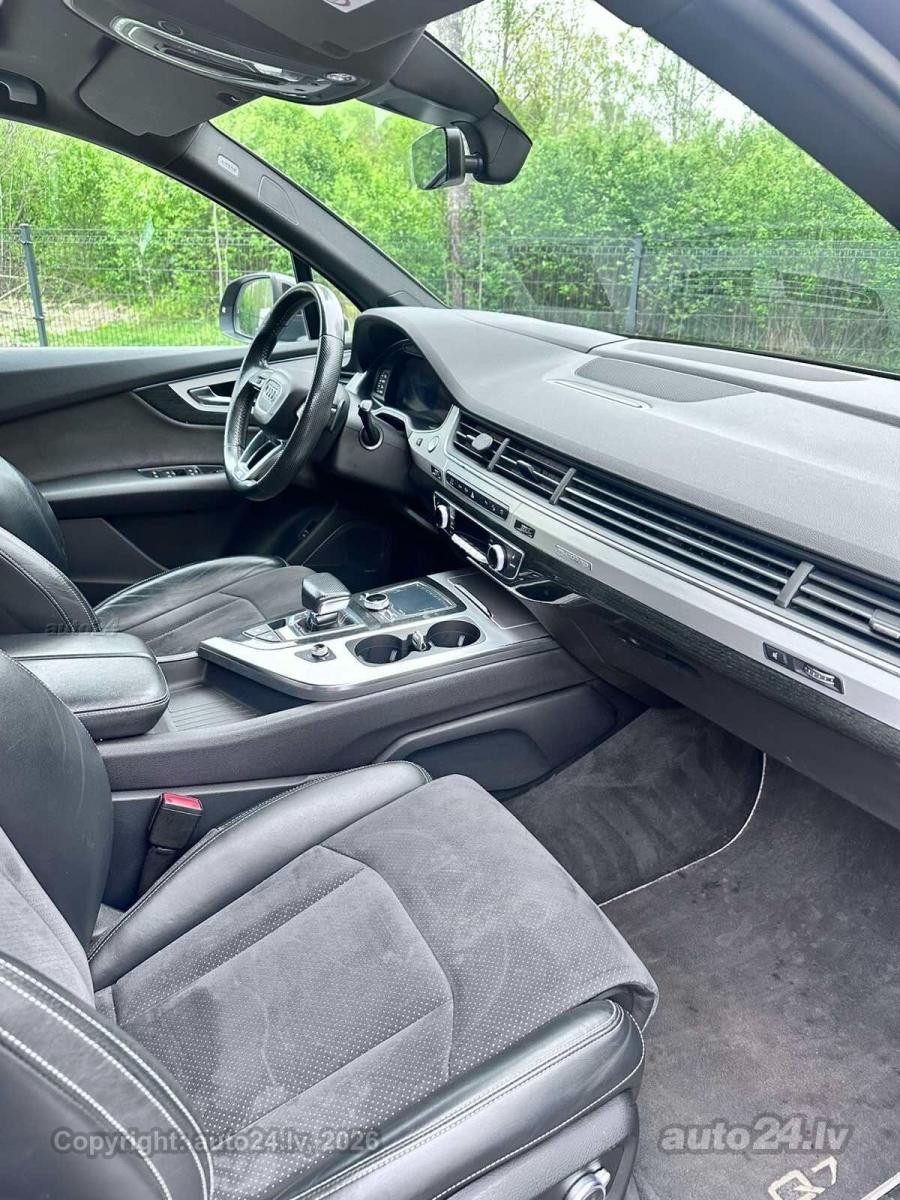 Brown Audi Q7 2018 in Paide, with an engine capacity of 3.00 L and mileage of 228 thousand km for 31000 €, photo 12 on AUTOMOTO.COM.LV