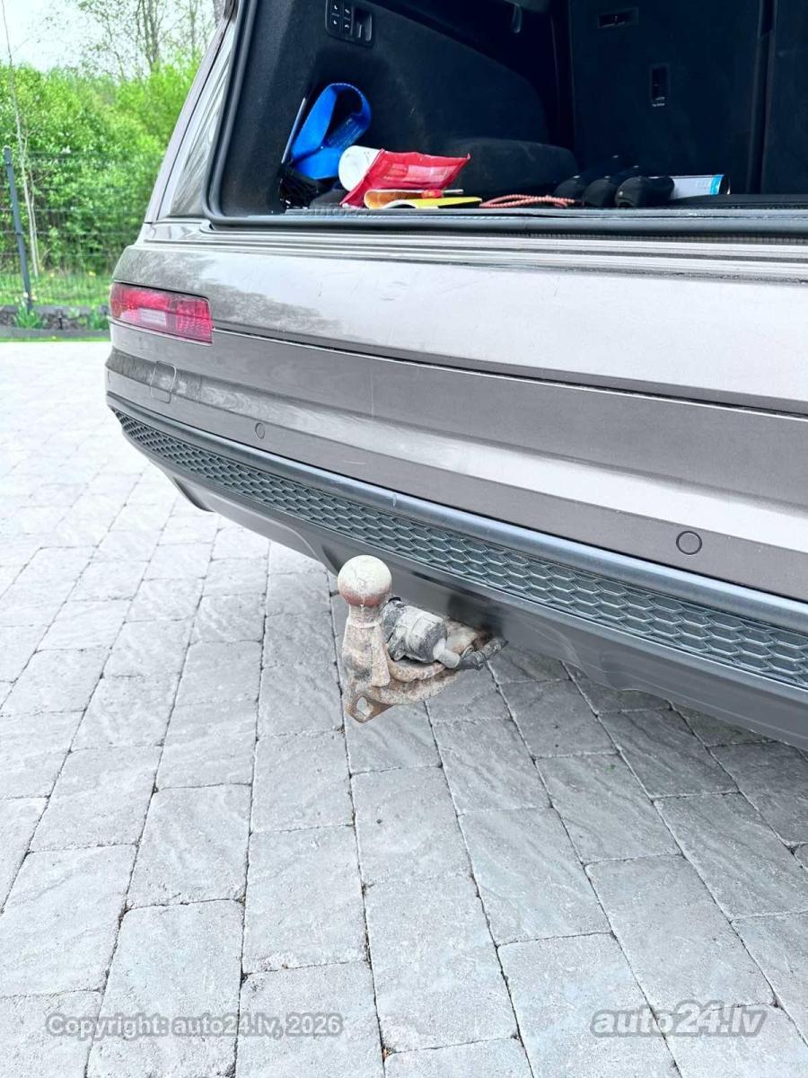 Brown Audi Q7 2018 in Paide, with an engine capacity of 3.00 L and mileage of 228 thousand km for 31000 €, photo 16 on AUTOMOTO.COM.LV