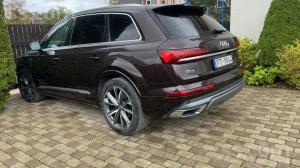 Brown Audi Q7 2020 in Liepaja, with an engine capacity of 3.00 L and mileage of 105 thousand km for 38500 €, photo 5 on AUTOMOTO.COM.LV