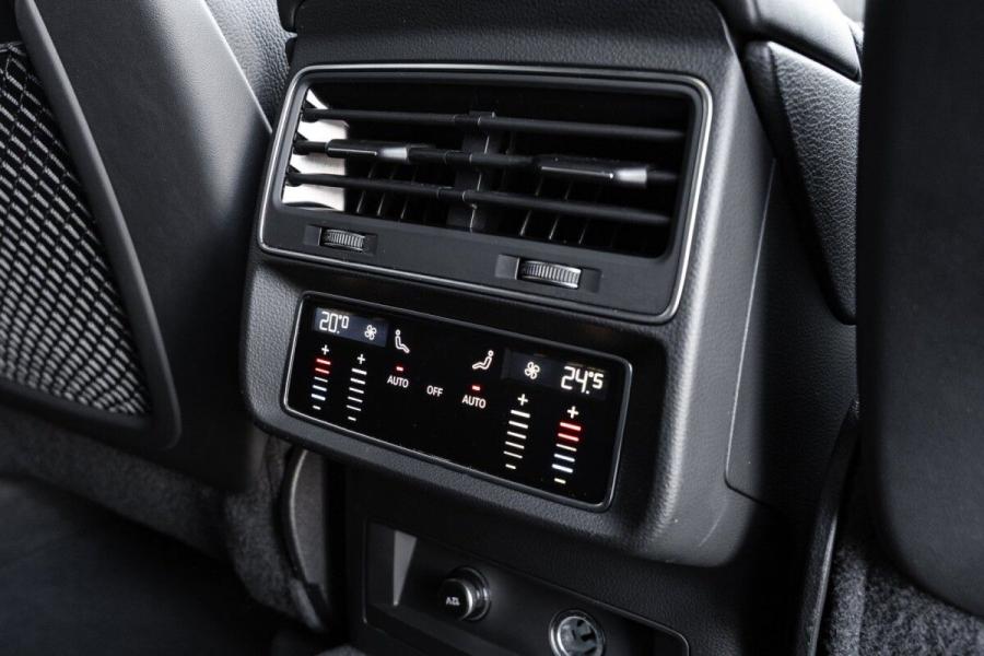 Brūns Audi Q7 2021 Mārupe, ar dzinēja tilpumu 3.00 L un nobraukumu 106 tūkst. km par 39050 €, foto 30 vietnē AUTOMOTO.COM.LV