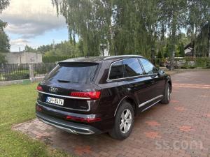 Brown Audi Q7 2021 in Riga, with an engine capacity of 3.00 L and mileage of 83 thousand km for 38900 €, photo 4 on AUTOMOTO.COM.LV
