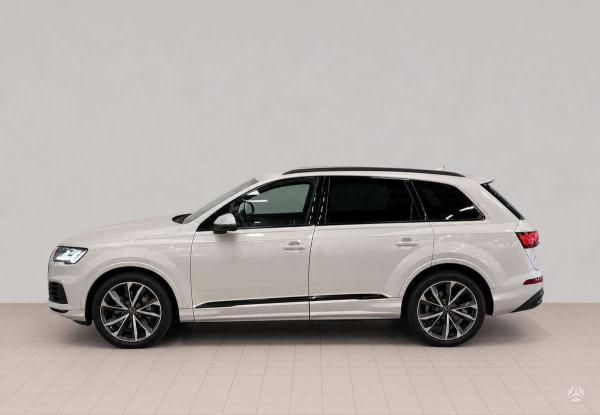 Brown Audi Q7 2022 in Kaunas, with an engine capacity of 3.00 L and mileage of 68 thousand km for 47900 €, photo 3 on AUTOMOTO.COM.LV