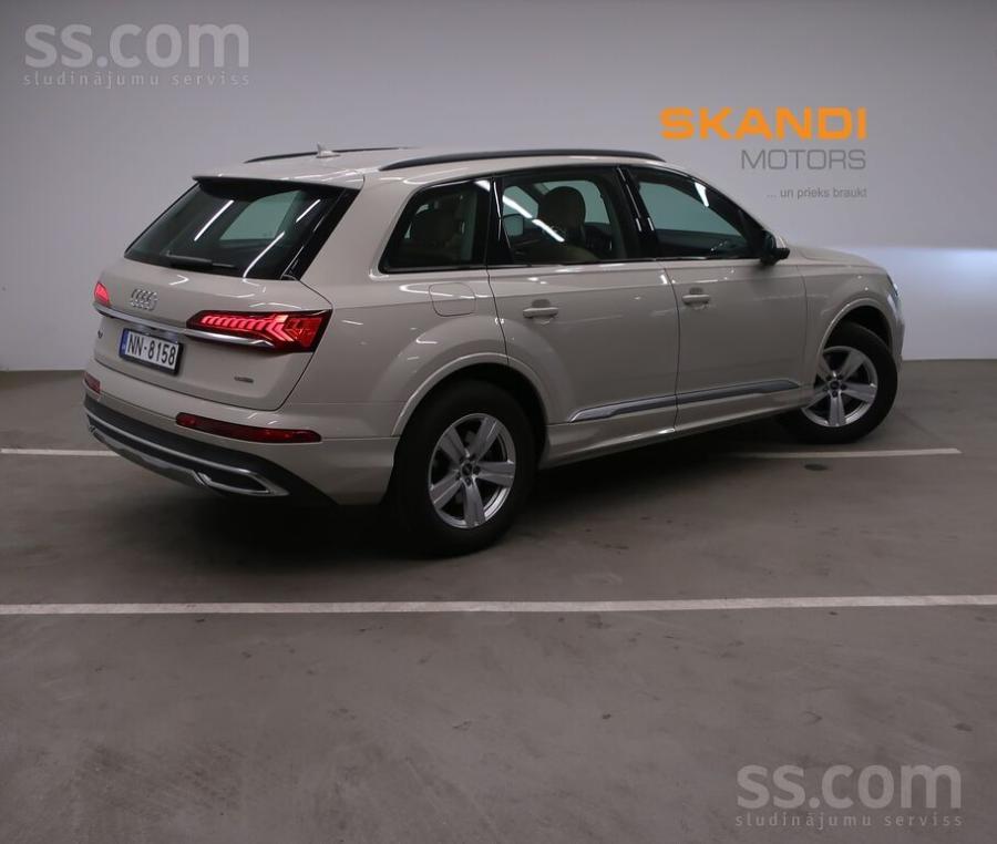 Brown Audi Q7 2023 in Riga, with an engine capacity of 3.00 L and mileage of 25 thousand km for 54990 €, photo 4 on AUTOMOTO.COM.LV