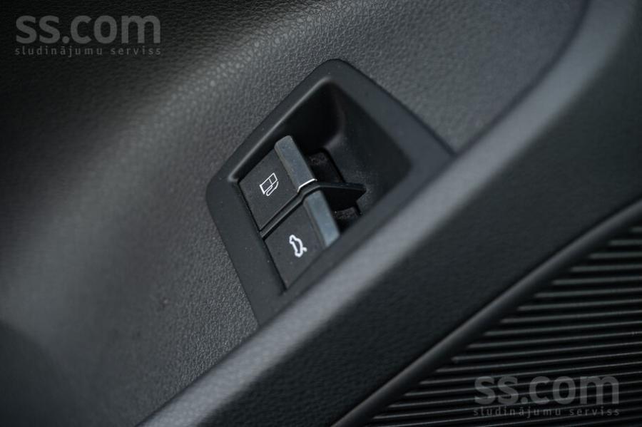 Brūns Audi Q7 2024 Rīga, ar dzinēja tilpumu 3.00 L un nobraukumu 79 tūkst. km par 66700 €, foto 35 vietnē AUTOMOTO.COM.LV