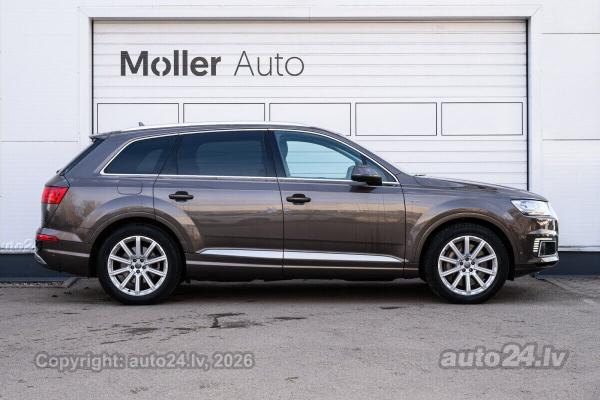 Brown Audi Q7 2018 in Riga, with an engine capacity of 3.00 L and mileage of 150 thousand km for 27054 €, photo 5 on AUTOMOTO.COM.LV