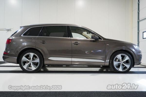 Brown Audi Q7 2016 in Tallinn, with an engine capacity of 3.00 L and mileage of 211 thousand km for 28700 €, photo 6 on AUTOMOTO.COM.LV
