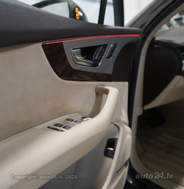 Brūns Audi Q7 2016 Tallina, ar dzinēja tilpumu 3.00 L un nobraukumu 211 tūkst. km par 28700 €, foto 11 vietnē AUTOMOTO.COM.LV