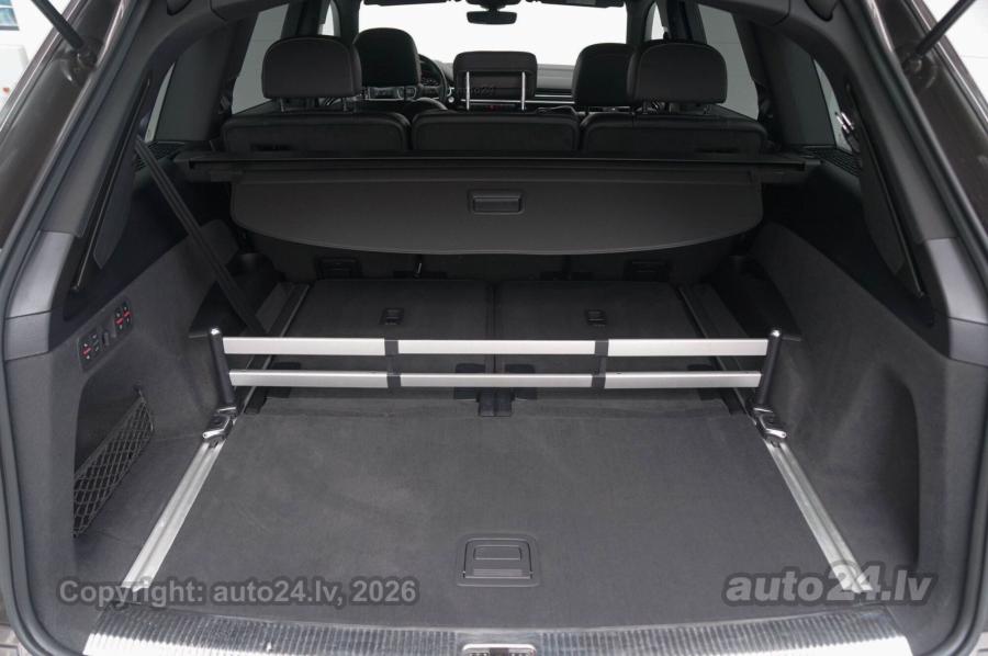 Brown Audi Q7 2018 in Tallinn, with an engine capacity of 3.00 L and mileage of 130 thousand km for 32990 €, photo 11 on AUTOMOTO.COM.LV