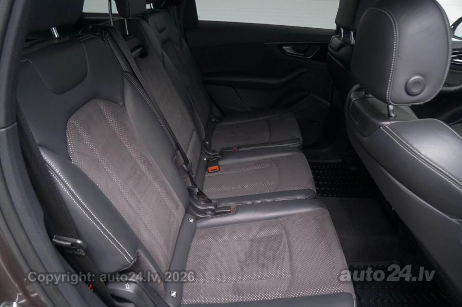 Brown Audi Q7 2018 in Tallinn, with an engine capacity of 3.00 L and mileage of 130 thousand km for 32990 €, photo 14 on AUTOMOTO.COM.LV