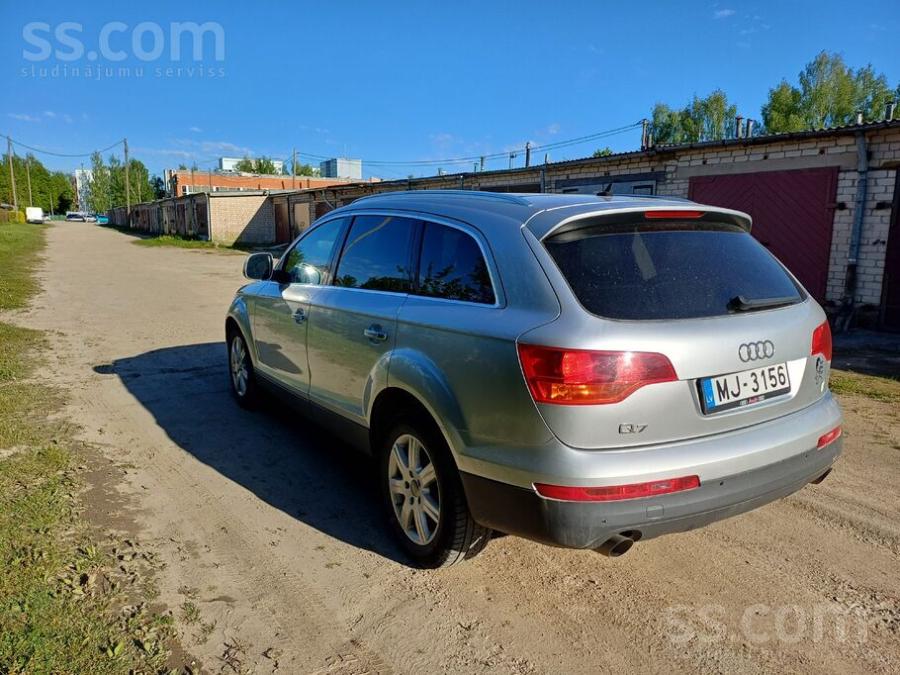 Audi Q7 2006 Jēkabpils, ar dzinēja tilpumu 3.00 L un nobraukumu 320 tūkst. km par 6500 €, foto 4 vietnē AUTOMOTO.COM.LV