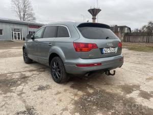 Audi Q7 2006 Saldus, ar dzinēja tilpumu 3.00 L un nobraukumu 403 tūkst. km par 3500 €, foto 3 vietnē AUTOMOTO.COM.LV