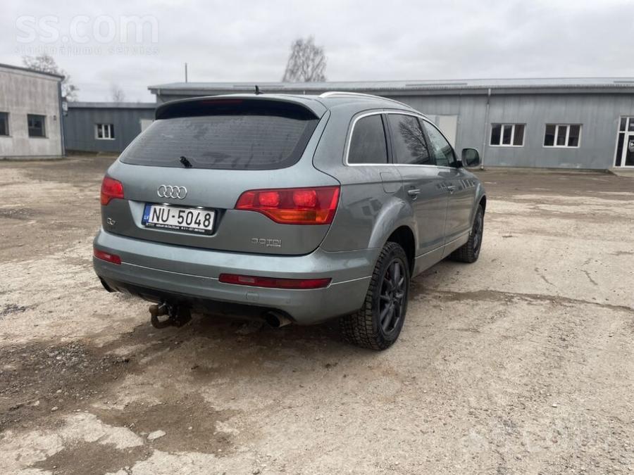 Audi Q7 2006 Saldus, ar dzinēja tilpumu 3.00 L un nobraukumu 403 tūkst. km par 3500 €, foto 4 vietnē AUTOMOTO.COM.LV