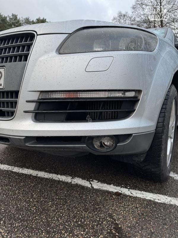 Audi Q7 2006 in Druskininkai, with an engine capacity of 3.00 L and mileage of 420 thousand km for 4500 €, photo 6 on AUTOMOTO.COM.LV