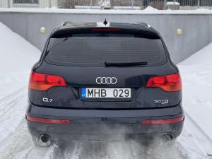 Audi Q7 2006 in Vilnius, with an engine capacity of 3.00 L and mileage of 414 thousand km for 3999 €, photo 5 on AUTOMOTO.COM.LV