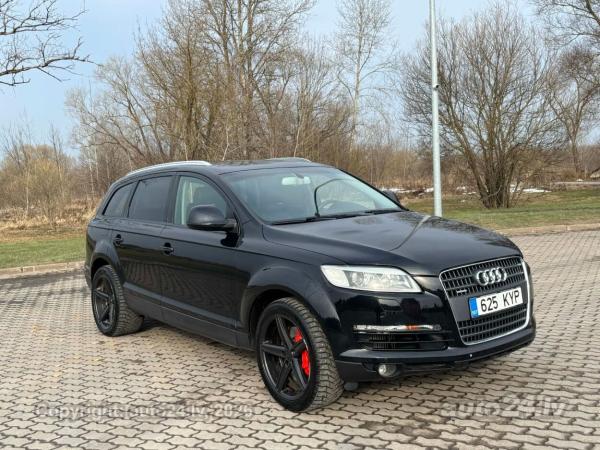 Audi Q7 2006 in Narva, with an engine capacity of 3.00 L and mileage of 310 thousand km for 4500 €, photo 3 on AUTOMOTO.COM.LV