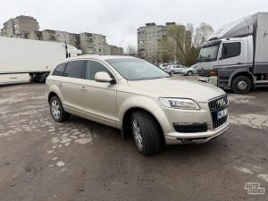 Audi Q7 2006 Kauņa, ar dzinēja tilpumu 4.20 L un nobraukumu 350 tūkst. km par 2500 €, foto  vietnē AUTOMOTO.COM.LV