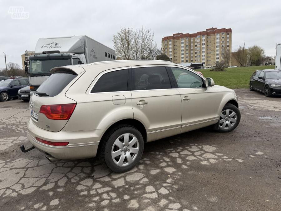 Audi Q7 2006 Kauņa, ar dzinēja tilpumu 4.20 L un nobraukumu 350 tūkst. km par 2500 €, foto 3 vietnē AUTOMOTO.COM.LV
