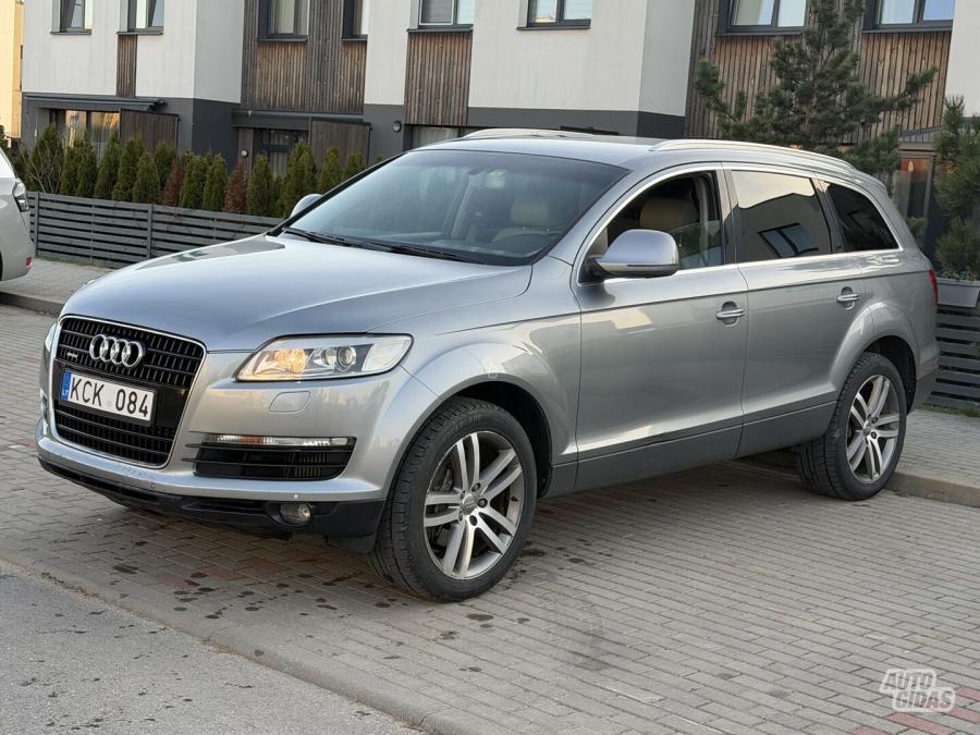Audi Q7 2006 in Vilnius, with an engine capacity of 3.00 L and mileage of 380 thousand km for 4000 €, photo 6 on AUTOMOTO.COM.LV