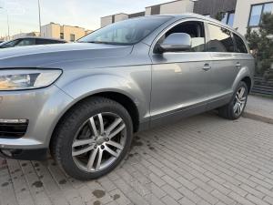 Audi Q7 2006 in Vilnius, with an engine capacity of 3.00 L and mileage of 380 thousand km for 4000 €, photo 7 on AUTOMOTO.COM.LV