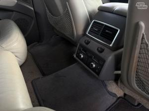 Audi Q7 2006 in Vilnius, with an engine capacity of 3.00 L and mileage of 380 thousand km for 4000 €, photo 15 on AUTOMOTO.COM.LV