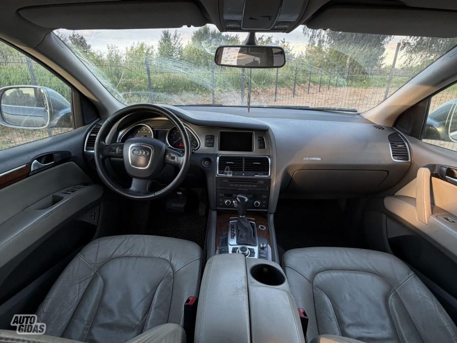 Audi Q7 2006 in Vilnius, with an engine capacity of 3.00 L and mileage of 380 thousand km for 3800 €, photo 16 on AUTOMOTO.COM.LV