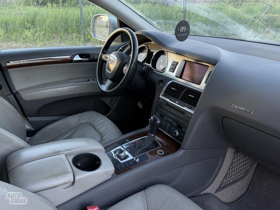 Audi Q7 2006 in Vilnius, with an engine capacity of 3.00 L and mileage of 380 thousand km for 3800 €, photo 17 on AUTOMOTO.COM.LV
